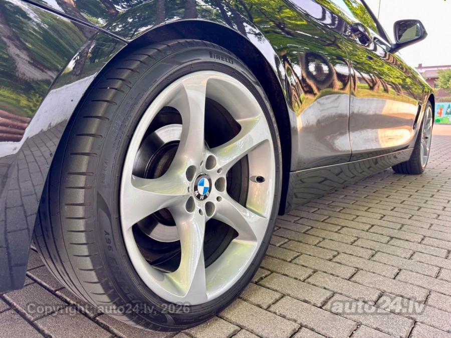Black BMW 4 Series 2017 in Riga, with an engine capacity of 2.00 L and mileage of 152 thousand km for 15000 €, photo 17 on AUTOMOTO.COM.LV
