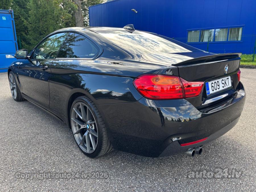 Melns BMW 4 Series 2014 Paide, ar dzinēja tilpumu 3.00 L un nobraukumu 240 tūkst. km par 16690 €, foto 5 vietnē AUTOMOTO.COM.LV