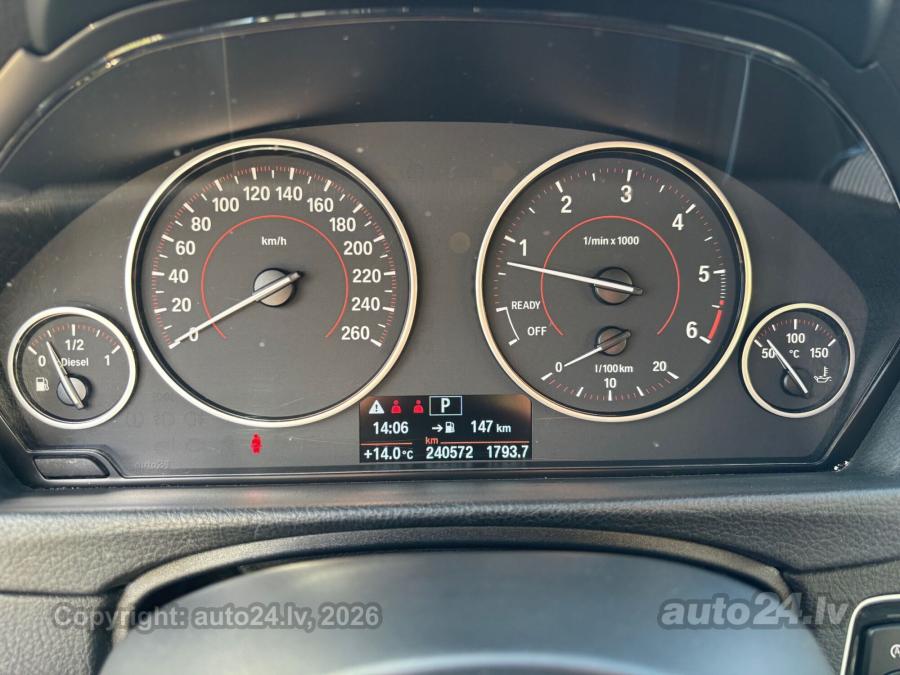 Melns BMW 4 Series 2014 Paide, ar dzinēja tilpumu 3.00 L un nobraukumu 240 tūkst. km par 16690 €, foto 16 vietnē AUTOMOTO.COM.LV