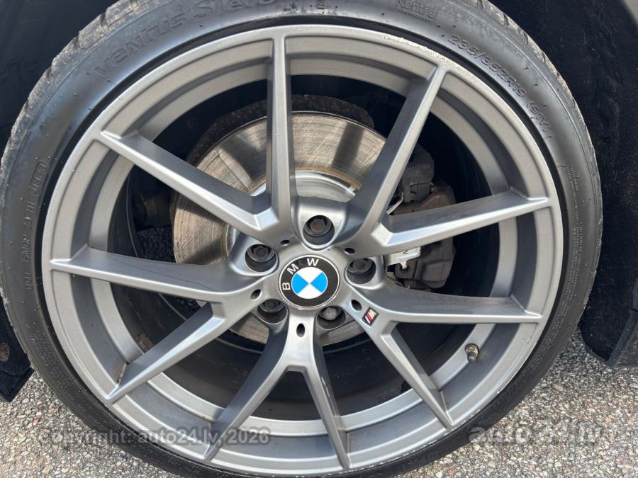 Melns BMW 4 Series 2014 Paide, ar dzinēja tilpumu 3.00 L un nobraukumu 240 tūkst. km par 16690 €, foto 27 vietnē AUTOMOTO.COM.LV