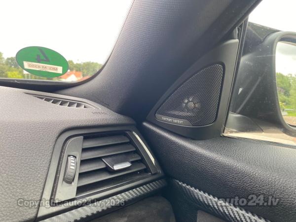 Black BMW 4 Series 2015 in Bauska, with an engine capacity of 3.00 L and mileage of 210 thousand km for 17300 €, photo 10 on AUTOMOTO.COM.LV