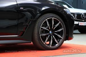 Black BMW 4 Series 2023 in Tallinn, with an engine capacity of 2.00 L and mileage of 102 thousand km for 41495 €, photo 22 on AUTOMOTO.COM.LV