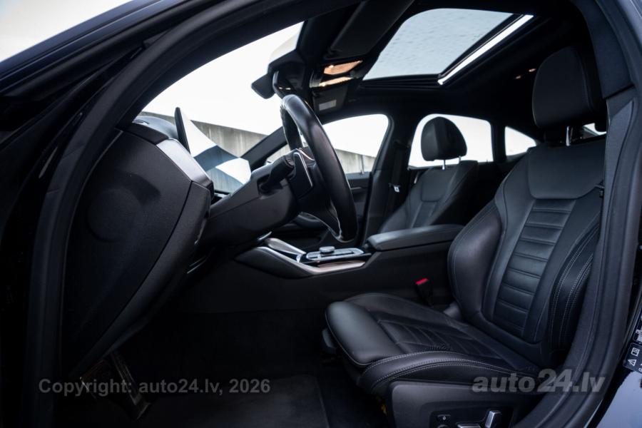 Black BMW 4 Series 2023 in Tartu, with an engine capacity of 3.00 L and mileage of 90 thousand km for 41900 €, photo 9 on AUTOMOTO.COM.LV