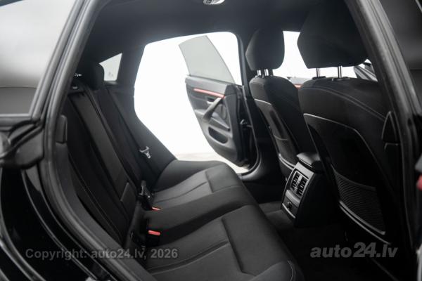 Black BMW 4 Series 2018 in Tallinn, with an engine capacity of 2.00 L and mileage of 167 thousand km for 19999 €, photo 10 on AUTOMOTO.COM.LV