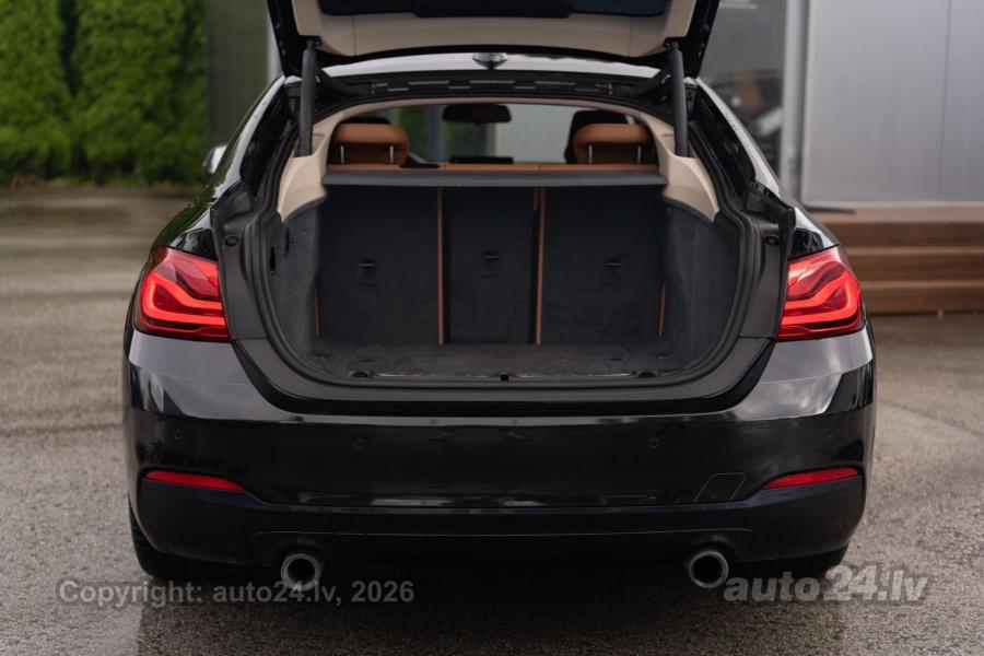 Melns BMW 4 Series 2018 Tallina, ar dzinēja tilpumu 3.00 L un nobraukumu 108 tūkst. km par 28900 €, foto 6 vietnē AUTOMOTO.COM.LV