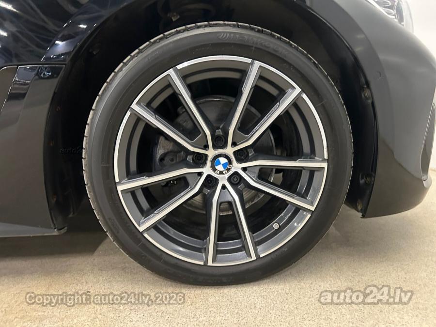 Black BMW 4 Series 2021 in Tallinn, with an engine capacity of 2.00 L and mileage of 160 thousand km for 29900 €, photo 8 on AUTOMOTO.COM.LV