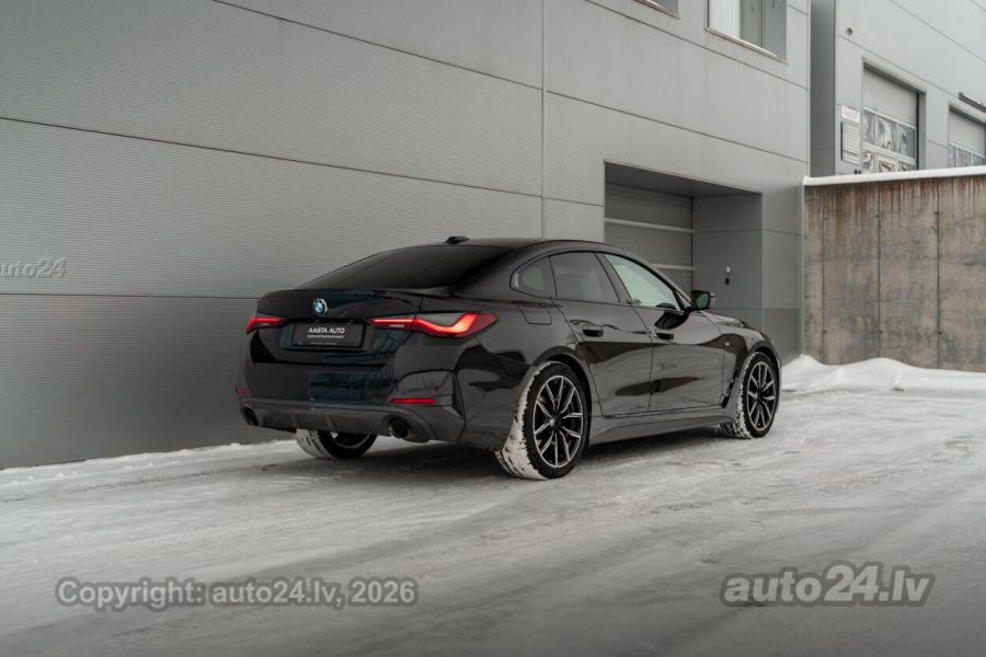Melns BMW 4 Series 2024 Tartu, ar dzinēja tilpumu 2.00 L un nobraukumu 64 tūkst. km par 44900 €, foto 2 vietnē AUTOMOTO.COM.LV