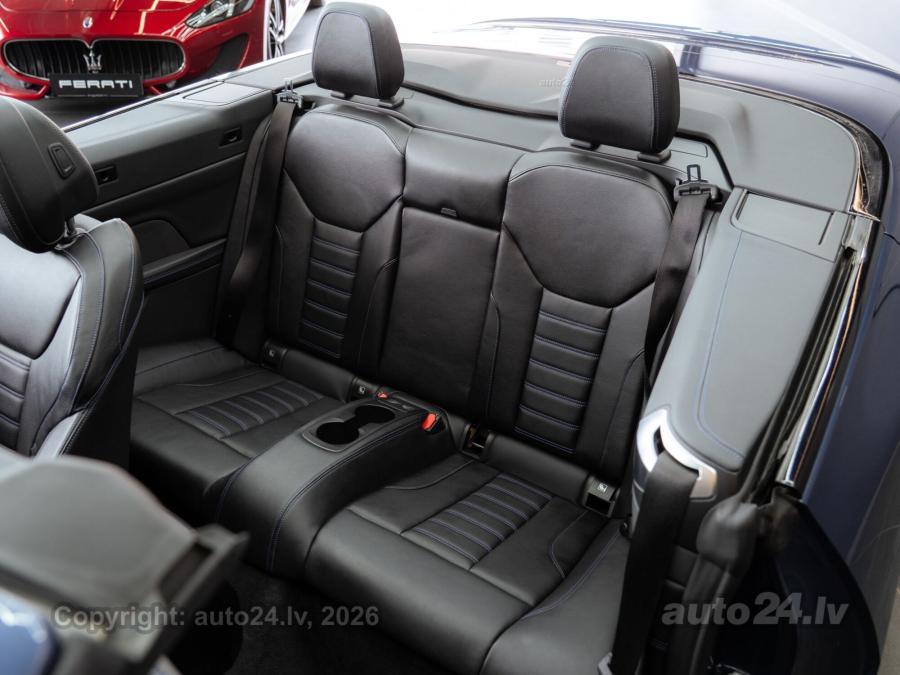 Zils BMW 4 Series 2021 Tallina, ar dzinēja tilpumu 2.00 L un nobraukumu 81 tūkst. km par 43000 €, foto 15 vietnē AUTOMOTO.COM.LV