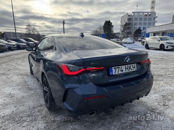 Zils BMW 4 Series 2022 Tallina, ar dzinēja tilpumu 2.00 L un nobraukumu 66 tūkst. km par 39000 €, foto 7 vietnē AUTOMOTO.COM.LV