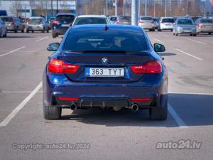 Zils BMW 4 Series 2015 Tallina, ar dzinēja tilpumu 3.00 L un nobraukumu 270 tūkst. km par 16000 €, foto 7 vietnē AUTOMOTO.COM.LV