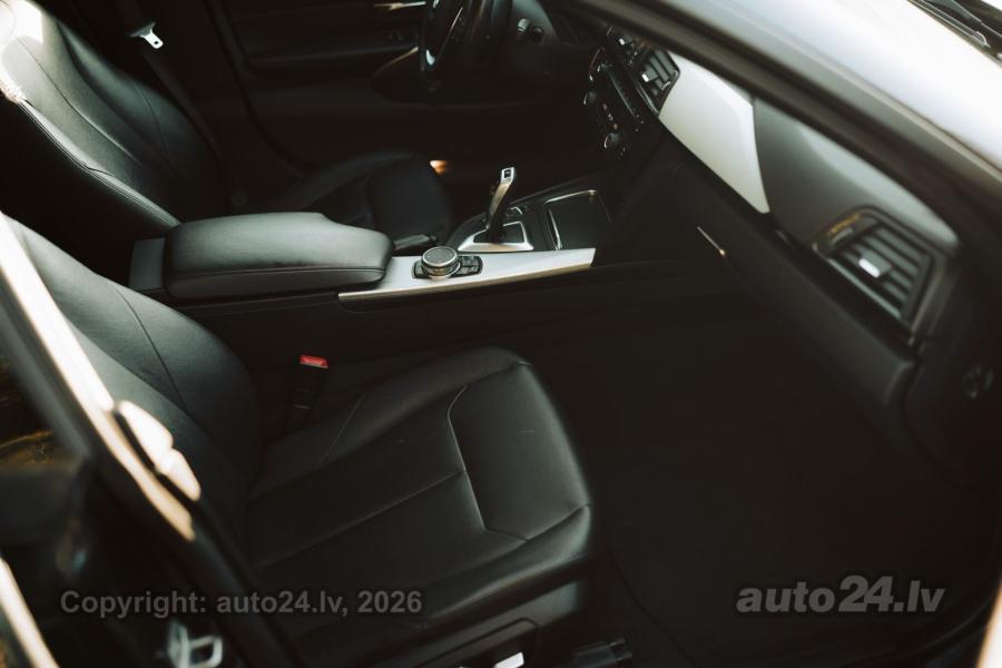 Zils BMW 4 Series 2016 Tallina, ar dzinēja tilpumu 3.00 L un nobraukumu 176 tūkst. km par 16900 €, foto 22 vietnē AUTOMOTO.COM.LV