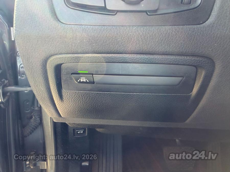 Grey BMW 4 Series 2017 in Tartu, with an engine capacity of 2.00 L and mileage of 166 thousand km for 21000 €, photo 14 on AUTOMOTO.COM.LV