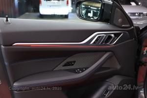 Pelēks BMW 4 Series 2025 Tallina, ar dzinēja tilpumu 2.00 L un nobraukumu 32 tūkst. km par 51995 €, foto 11 vietnē AUTOMOTO.COM.LV