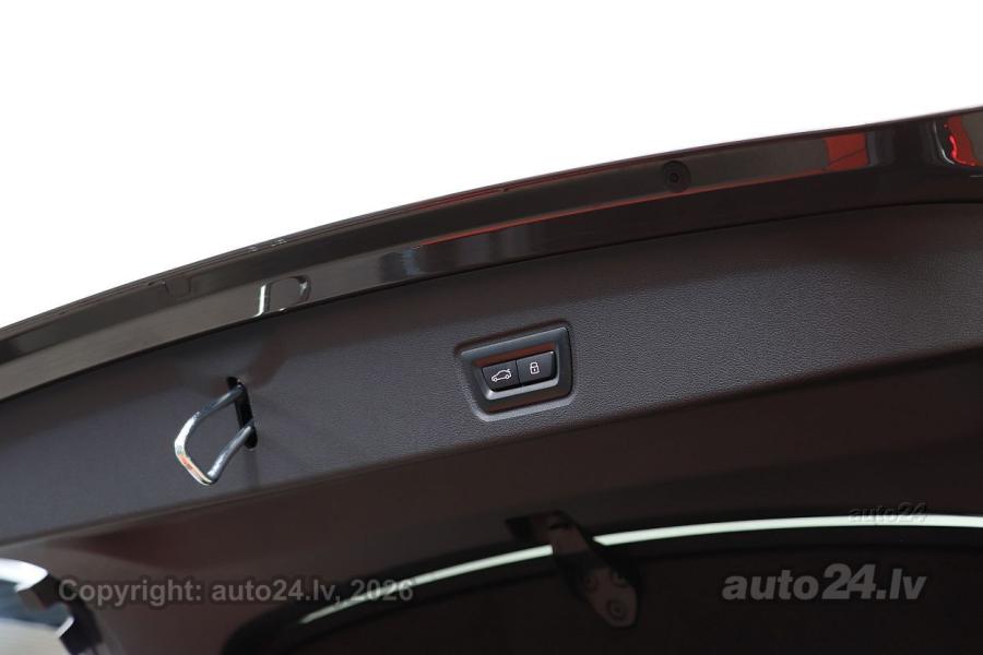 Pelēks BMW 4 Series 2025 Tallina, ar dzinēja tilpumu 2.00 L un nobraukumu 32 tūkst. km par 51995 €, foto 24 vietnē AUTOMOTO.COM.LV