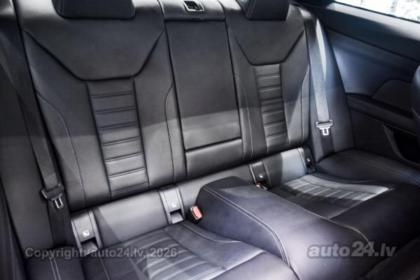 BMW 4 Series 2021 in Tallinn on AUTOMOTO.COM.LV White BMW 4 Series 2021 in Tallinn, with an engine capacity of 2.00 L and mileage of 79 thousand km for 36900 €, photo 11 on AUTOMOTO.COM.LV