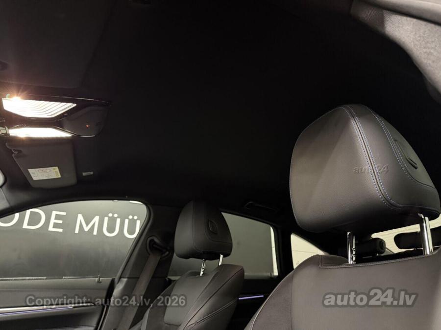 White BMW 4 Series 2022 in Tallinn, with an engine capacity of 2.00 L and mileage of 81 thousand km for 38995 €, photo 15 on AUTOMOTO.COM.LV