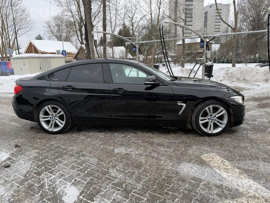 Black BMW 418 2015 in Riga, with an engine capacity of 2.00 L and mileage of 268 thousand km for 15499 €, photo 4 on AUTOMOTO.COM.LV
