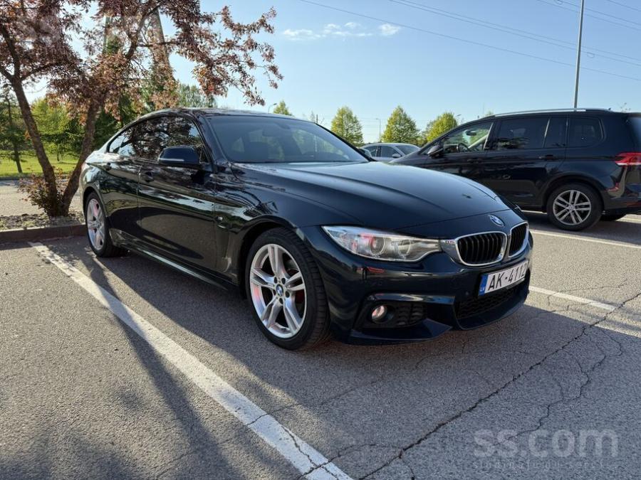 Blue BMW 418 2016 in Riga, with an engine capacity of 2.00 L and mileage of 240 thousand km for 13900 €, photo 5 on AUTOMOTO.COM.LV