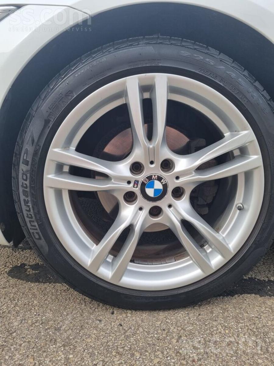 White BMW 418 2017 in Riga, with an engine capacity of 2.00 L and mileage of 250 thousand km for 13800 €, photo 5 on AUTOMOTO.COM.LV