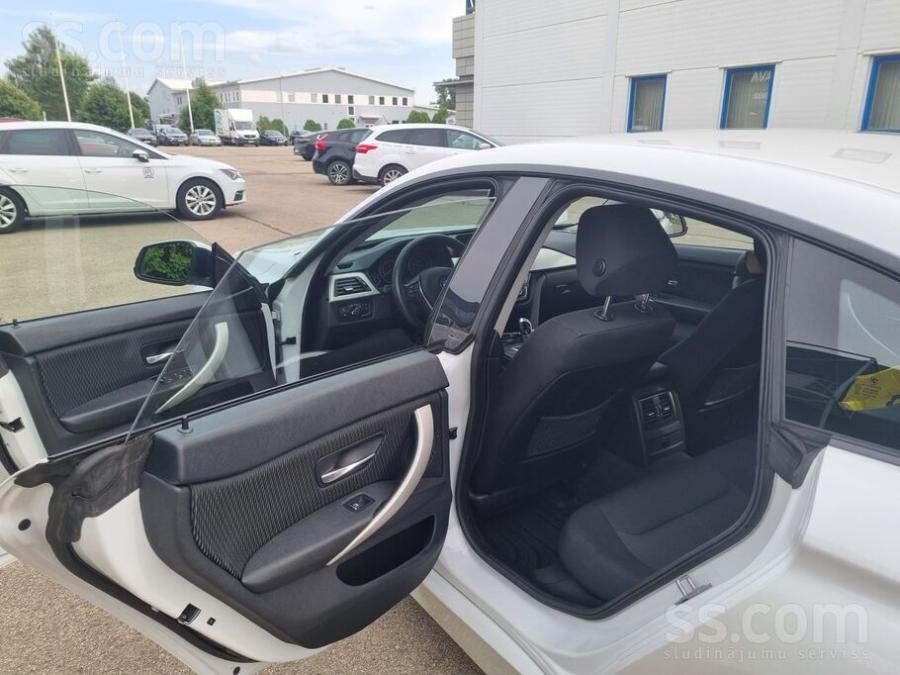 White BMW 418 2017 in Riga, with an engine capacity of 2.00 L and mileage of 250 thousand km for 13800 €, photo 9 on AUTOMOTO.COM.LV