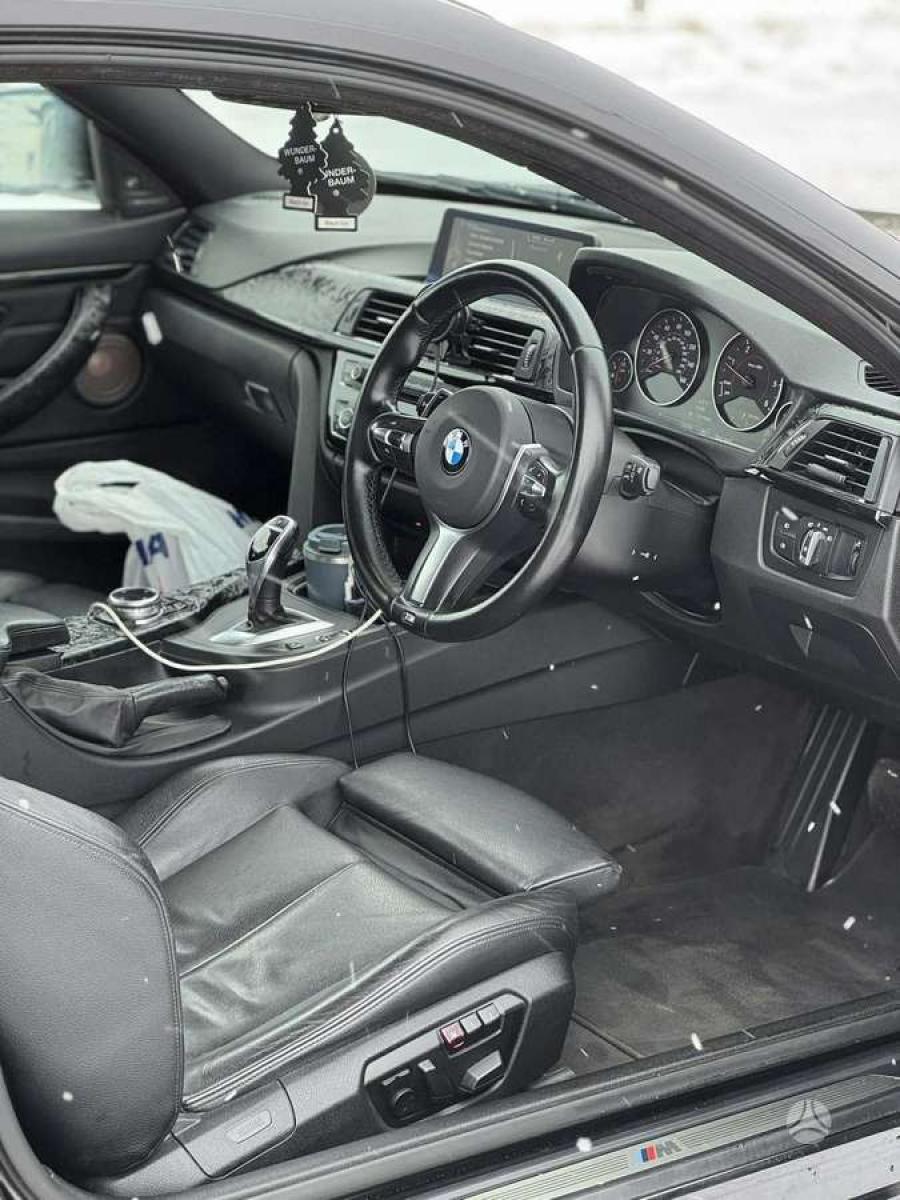 Black BMW 420 2015 in Ukmerge, with an engine capacity of 2.00 L and mileage of 240 thousand km for 5750 €, photo 7 on AUTOMOTO.COM.LV