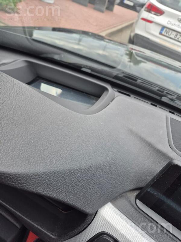Black BMW 420 2015 in Talsi, with an engine capacity of 2.00 L and mileage of 307 thousand km for 15000 €, photo 9 on AUTOMOTO.COM.LV