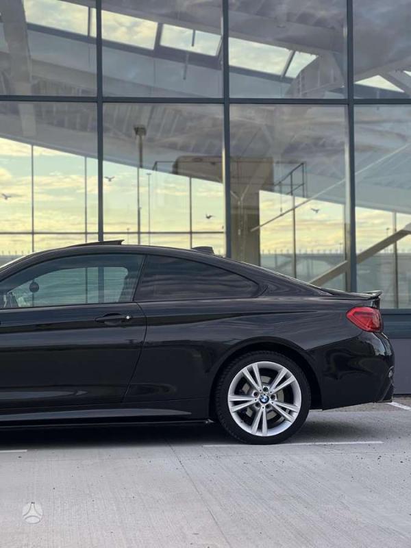 Melns BMW 420 2018 Viļņa, ar dzinēja tilpumu 2.00 L un nobraukumu 180 tūkst. km par 25000 €, foto 9 vietnē AUTOMOTO.COM.LV