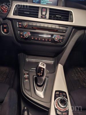 Black BMW 420 2017 in Riga, with an engine capacity of 2.00 L and mileage of 233 thousand km for 14300 €, photo 10 on AUTOMOTO.COM.LV