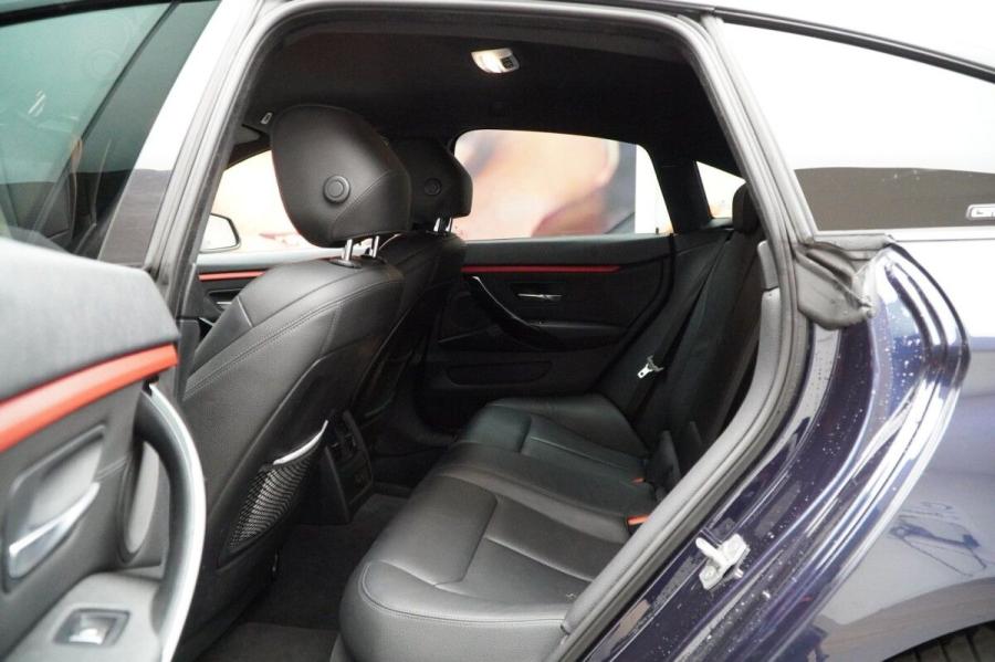 Black BMW 420 2018 in Peetri, with an engine capacity of 2.00 L and mileage of 79 thousand km for 24900 €, photo 10 on AUTOMOTO.COM.LV