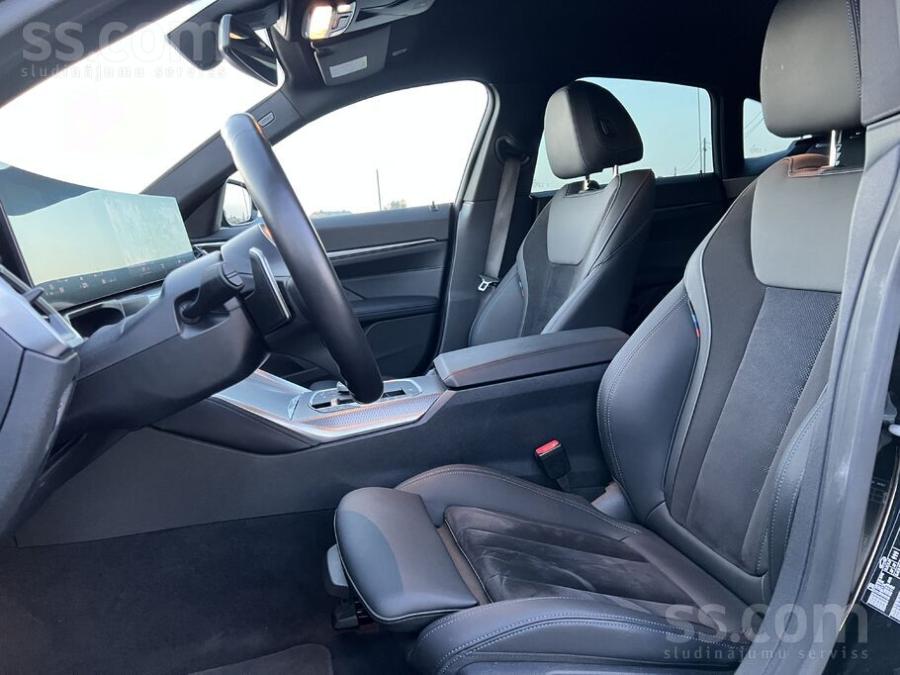Black BMW 420 2023 in Riga, with an engine capacity of 2.00 L and mileage of 42 thousand km for 39950 €, photo 12 on AUTOMOTO.COM.LV