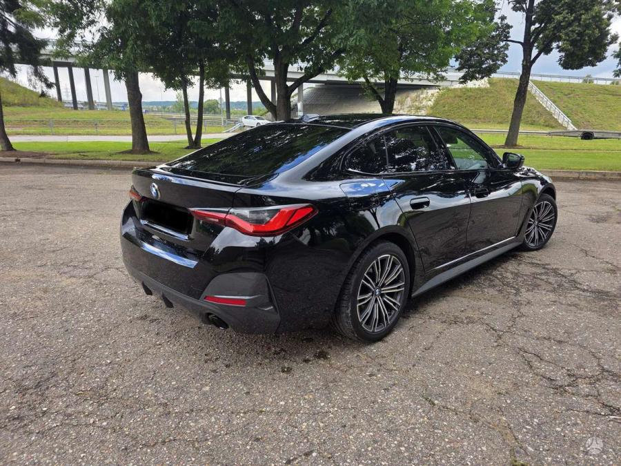 Melns BMW 420 2023 Kauņa, ar dzinēja tilpumu 2.00 L un nobraukumu 135 tūkst. km par 29990 €, foto 6 vietnē AUTOMOTO.COM.LV