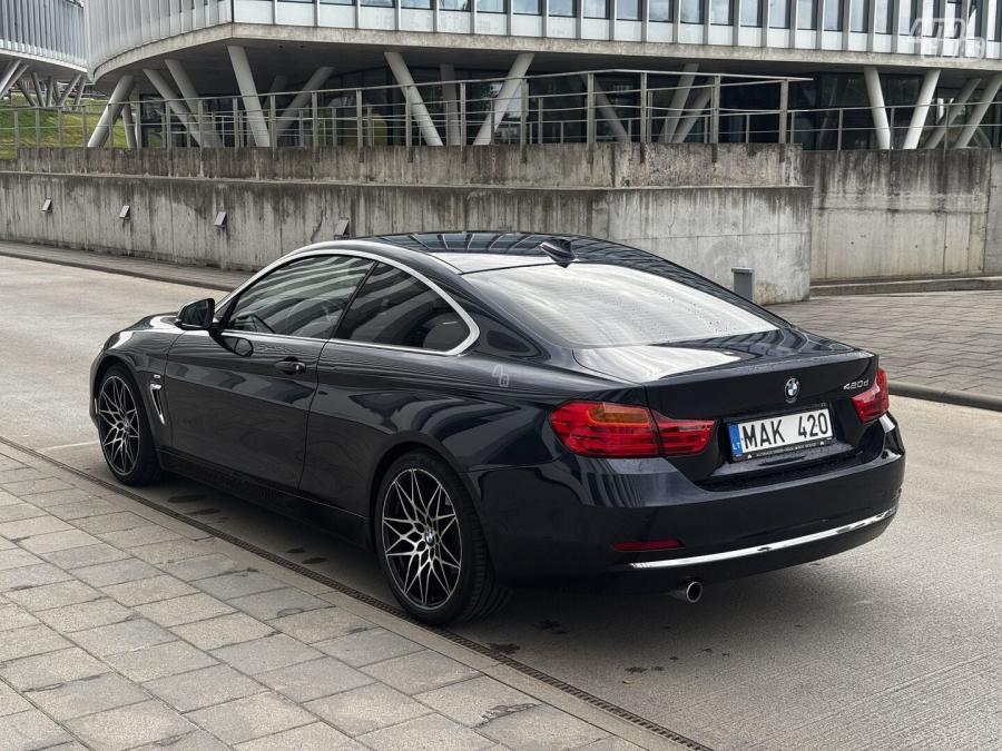 Blue BMW 420 2013 in Vilnius, with an engine capacity of 2.00 L and mileage of 34 thousand km for 11500 €, photo 6 on AUTOMOTO.COM.LV