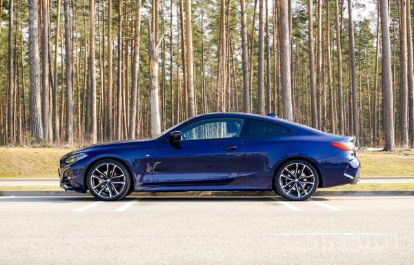 Zils BMW 420 2020 Rīga, ar dzinēja tilpumu 2.00 L un nobraukumu 88 tūkst. km par 23000 €, foto 4 vietnē AUTOMOTO.COM.LV