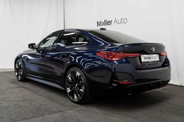 BMW 420 2025 Tallina vietnē Zils BMW 420 2025 Tallina, ar dzinēja tilpumu 2.00 L un nobraukumu 62 tūkst. km par 46900 €, foto 4 vietnē AUTOMOTO.COM.LV