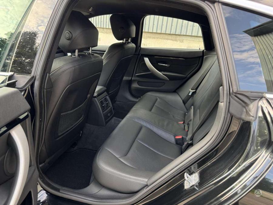 Black BMW 420 Gran Coupe 2018 in Alytus, with an engine capacity of 2.00 L and mileage of 282 thousand km for 13950 €, photo 11 on AUTOMOTO.COM.LV