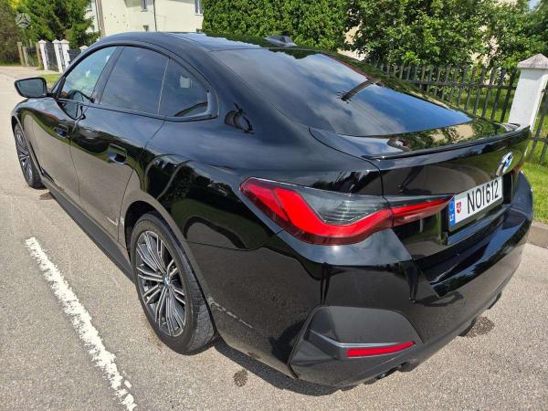 Melns BMW 420 Gran Coupe 2023 Viļņa, ar dzinēja tilpumu 2.00 L un nobraukumu 133 tūkst. km par 26999 €, foto 3 vietnē AUTOMOTO.COM.LV