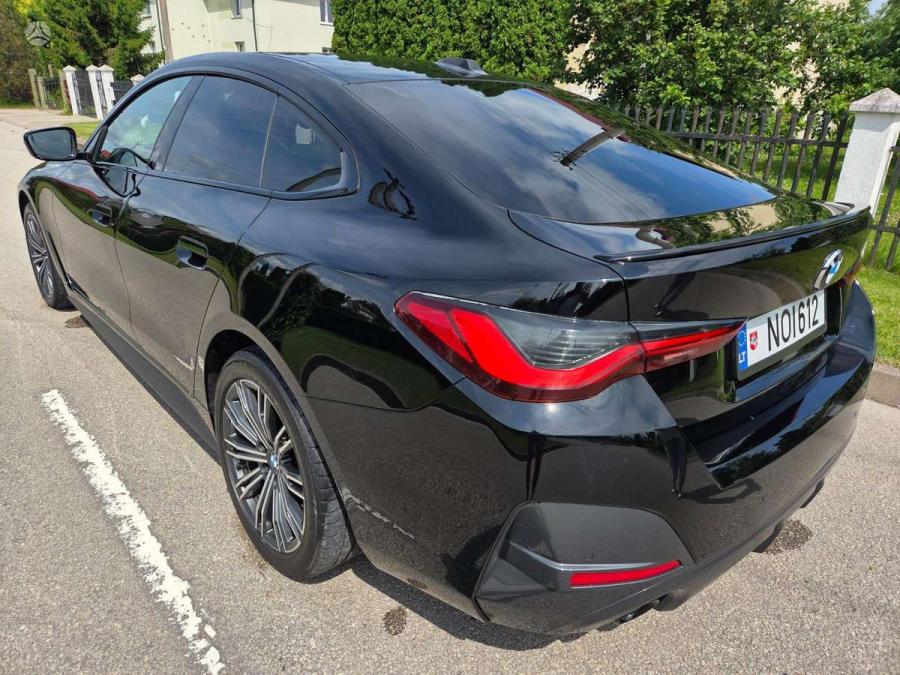 Melns BMW 420 Gran Coupe 2023 Viļņa, ar dzinēja tilpumu 2.00 L un nobraukumu 133 tūkst. km par 26999 €, foto 4 vietnē AUTOMOTO.COM.LV