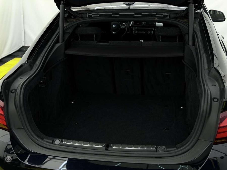 Blue BMW 420 Gran Coupe 2019 in Vilnius, with an engine capacity of 2.00 L and mileage of 195 thousand km for 16999 €, photo 13 on AUTOMOTO.COM.LV