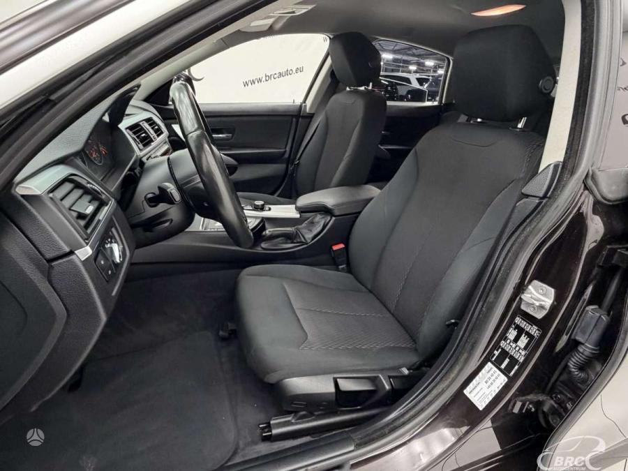 Brown BMW 420 Gran Coupe 2016 in Vilnius, with an engine capacity of 2.00 L and mileage of 131 thousand km for 14500 €, photo 24 on AUTOMOTO.COM.LV