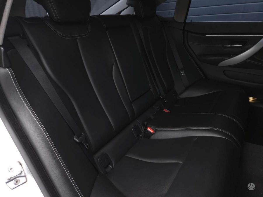 Grey BMW 420 Gran Coupe 2016 in Kaunas, with an engine capacity of 2.00 L and mileage of 300 thousand km for 12750 €, photo 8 on AUTOMOTO.COM.LV
