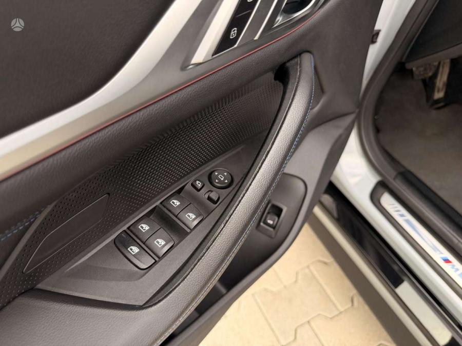 Grey BMW 420 Gran Coupe 2022 in Vilnius, with an engine capacity of 2.00 L and mileage of 61 thousand km for 39500 €, photo 16 on AUTOMOTO.COM.LV