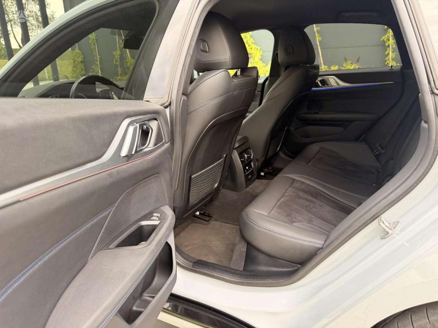 Grey BMW 420 Gran Coupe 2022 in Vilnius, with an engine capacity of 2.00 L and mileage of 61 thousand km for 39500 €, photo 19 on AUTOMOTO.COM.LV