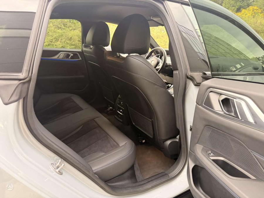 Grey BMW 420 Gran Coupe 2022 in Vilnius, with an engine capacity of 2.00 L and mileage of 61 thousand km for 39500 €, photo 25 on AUTOMOTO.COM.LV