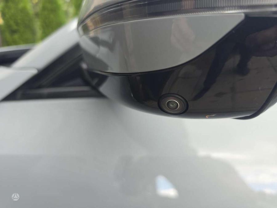 Grey BMW 420 Gran Coupe 2022 in Vilnius, with an engine capacity of 2.00 L and mileage of 90 thousand km for 21900 €, photo 14 on AUTOMOTO.COM.LV