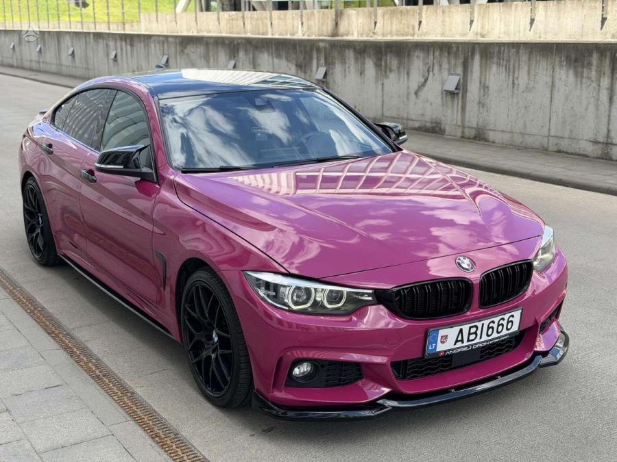 Red BMW 420 Gran Coupe 2018 in Vilnius, with an engine capacity of 2.00 L and mileage of 260 thousand km for 18500 €, photo 13 on AUTOMOTO.COM.LV