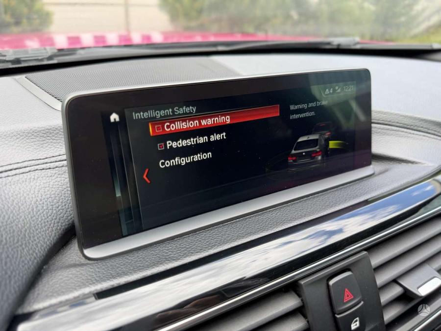 Red BMW 420 Gran Coupe 2018 in Vilnius, with an engine capacity of 2.00 L and mileage of 260 thousand km for 18500 €, photo 36 on AUTOMOTO.COM.LV