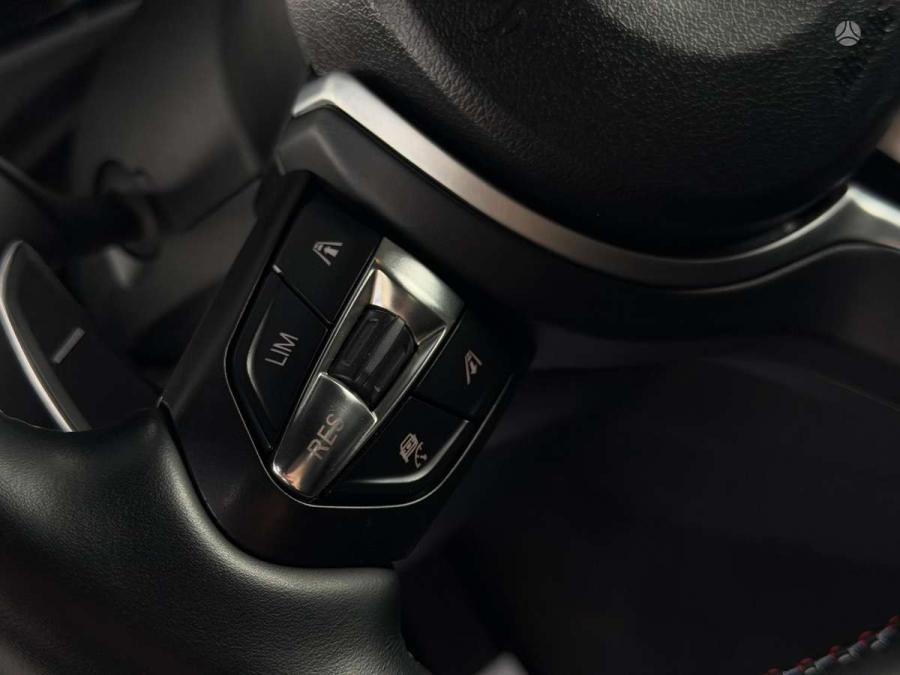 Красный БМВ 420 Gran Coupe 2018 в Вильнюс, объемом двигателя 2.00 л и пробегом 260 тыс. км за 17500 €, фото 32 на AUTOMOTO.COM.LV
