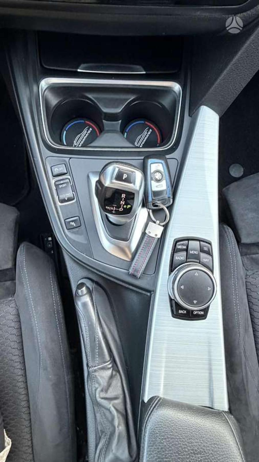 Белый БМВ 420 Gran Coupe 2014 в Электренай, объемом двигателя 2.00 л и пробегом 189 тыс. км за 16300 €, фото 8 на AUTOMOTO.COM.LV