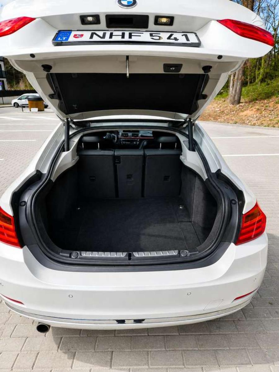 White BMW 420 Gran Coupe 2014 in Vilnius, with an engine capacity of 2.00 L and mileage of 265 thousand km for 11700 €, photo 11 on AUTOMOTO.COM.LV