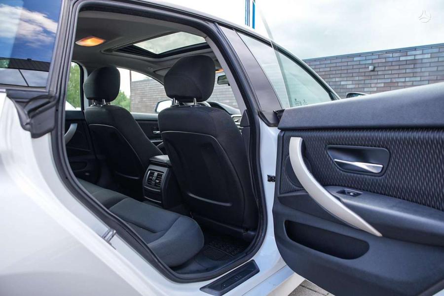 Balts BMW 420 Gran Coupe 2015 Marijampole, ar dzinēja tilpumu 2.00 L un nobraukumu 260 tūkst. km par 9950 €, foto 34 vietnē AUTOMOTO.COM.LV